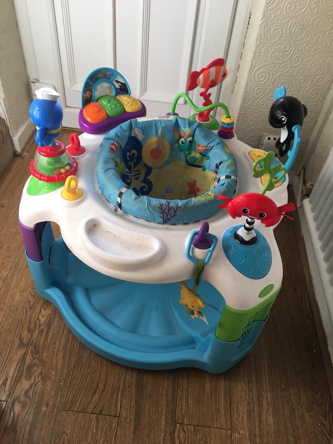 Baby Einstein activity stander in GL2 Gloucester für £ 15,00 zum ...