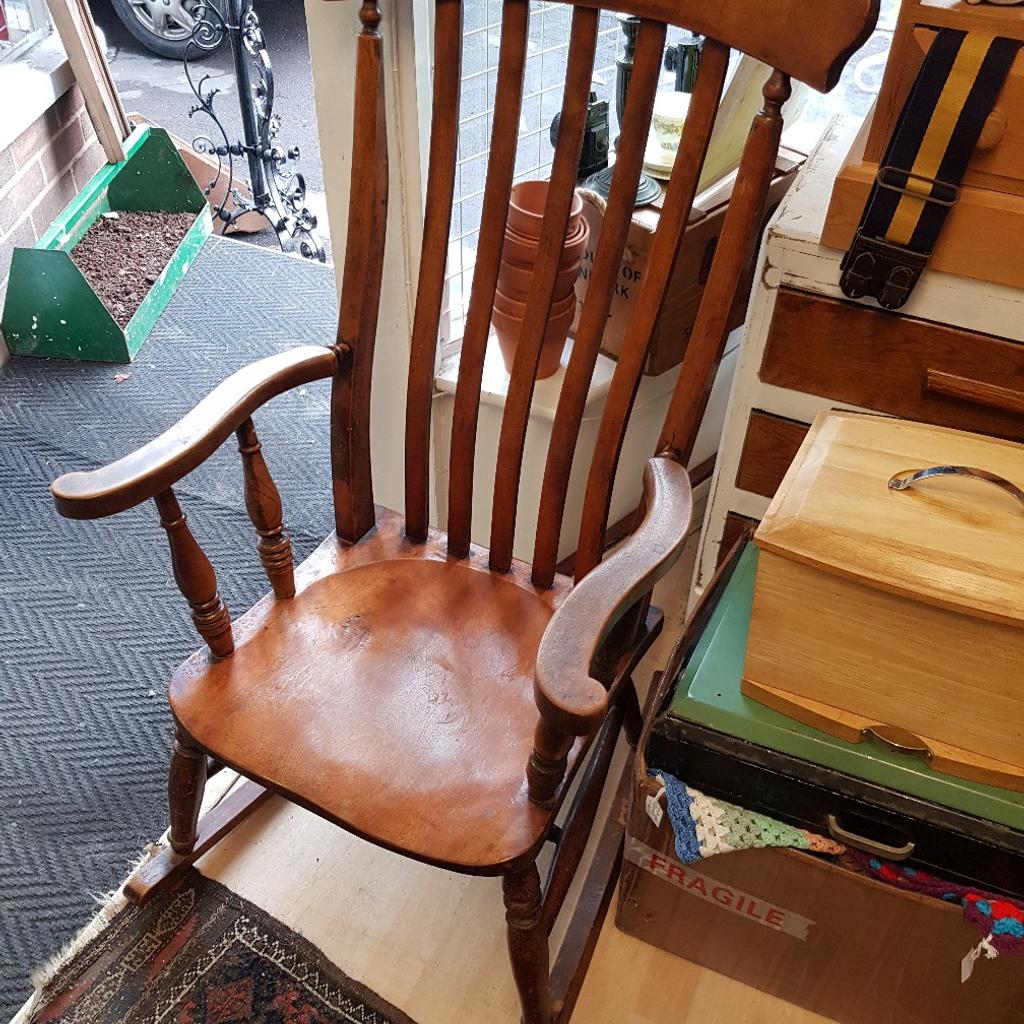 Stunning Victorian high back rocking chair in BA13 Westbury für £ 60,00 ...