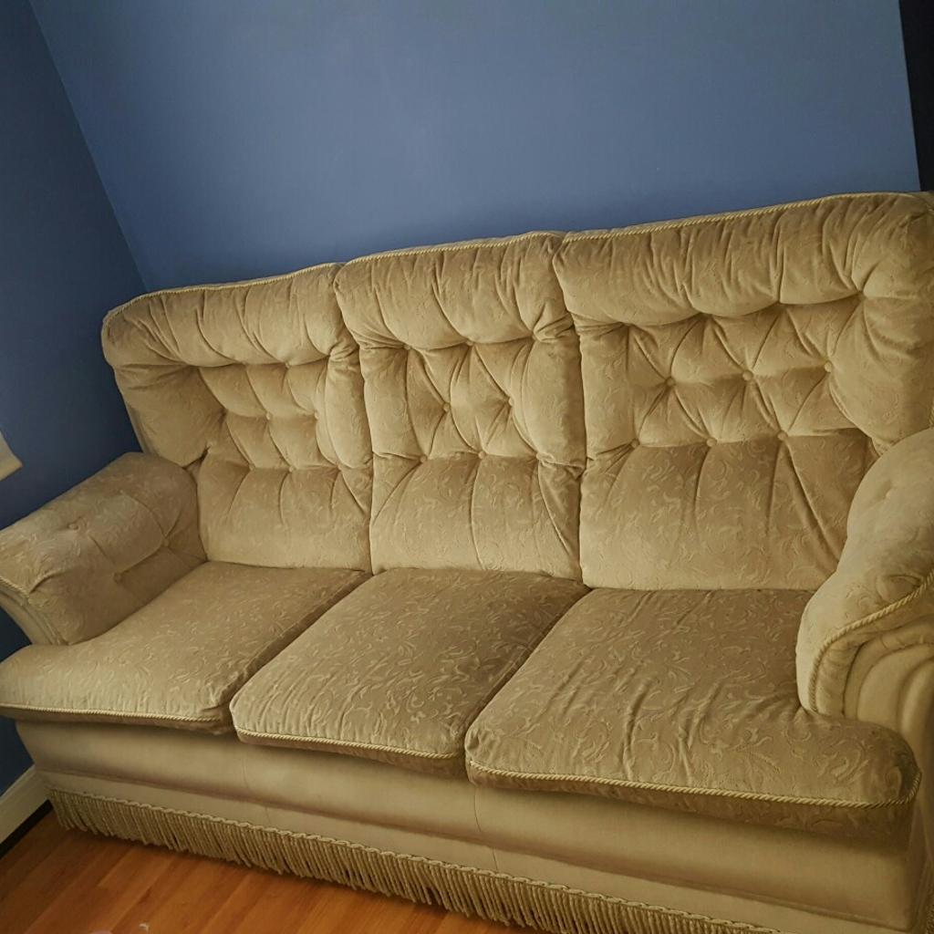 3 seater + armchair in MK44 3AJ Wyboston, Chawston and Colesden für £ ...