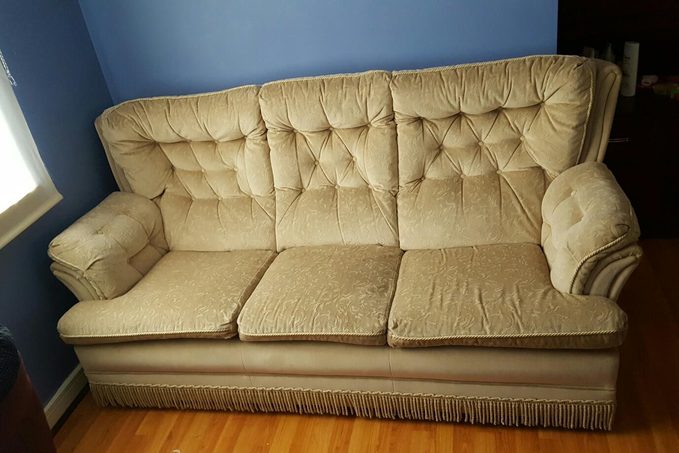 3 seater + armchair in MK44 3AJ Wyboston, Chawston and Colesden für £ ...