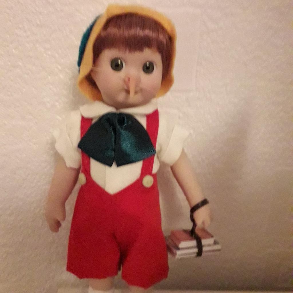 Pinocchio Porcelain Doll 200mm in WF17 Batley for £7.50 for sale | Shpock