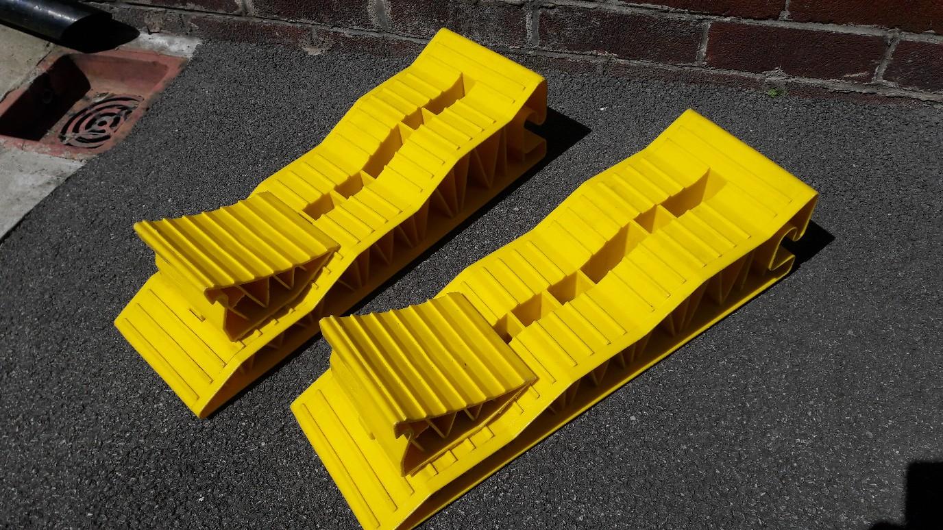 Fiamma Ramps in WF12 Dewsbury for £20.00 for sale | Shpock