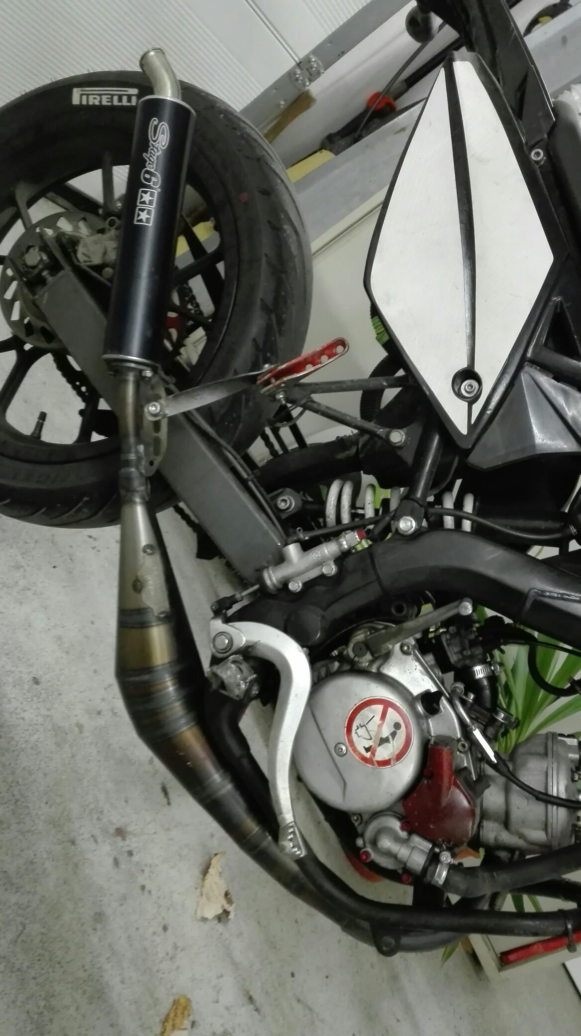 Stage 6 lower (moped auspuff) in 8160 Raas für 110,00 € zum Verkauf ...