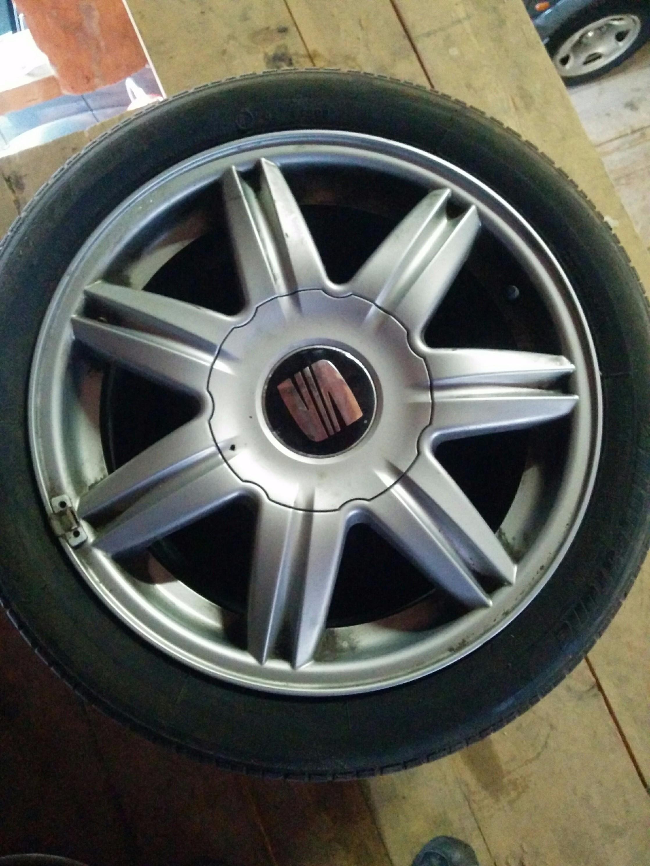 Original SEAT Alufelgen 6.5x 16H2 ET43 in 6741 Raggal für 49,00 € zum ...