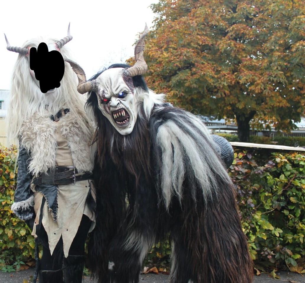 Mitterer Maske Krampus Tuifl Perchten in 6020 Innsbruck für 1,00 € zum ...