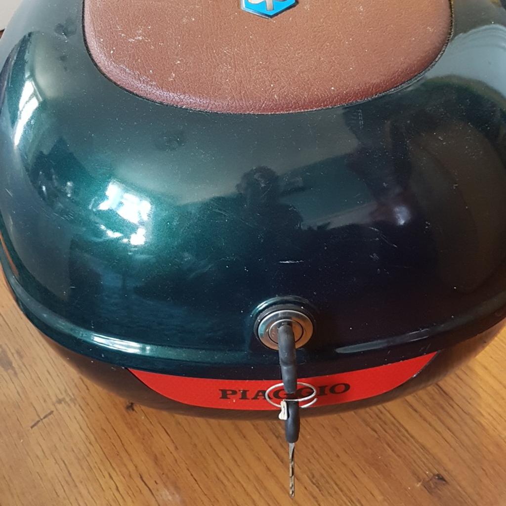 Vespa back box in SW11 Wandsworth für 30,00 £ zum Verkauf | Shpock DE