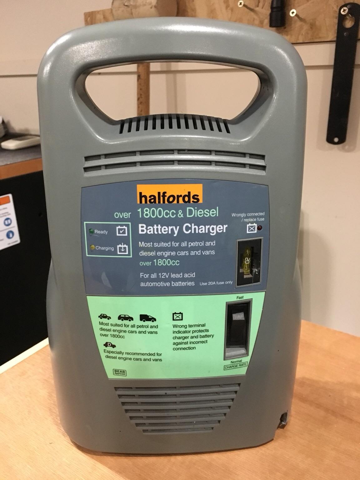 Van battery charger halfords store