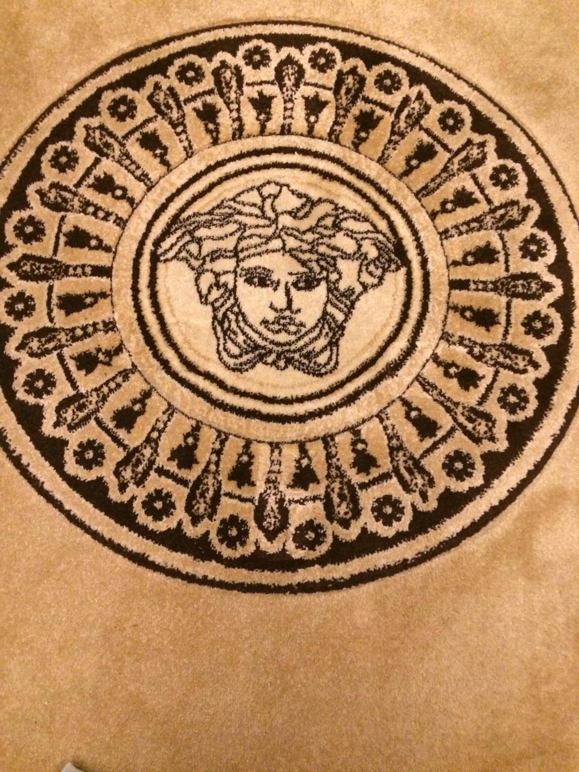 Versace rug greek key italian style in W6 London for £40.00 for sale ...