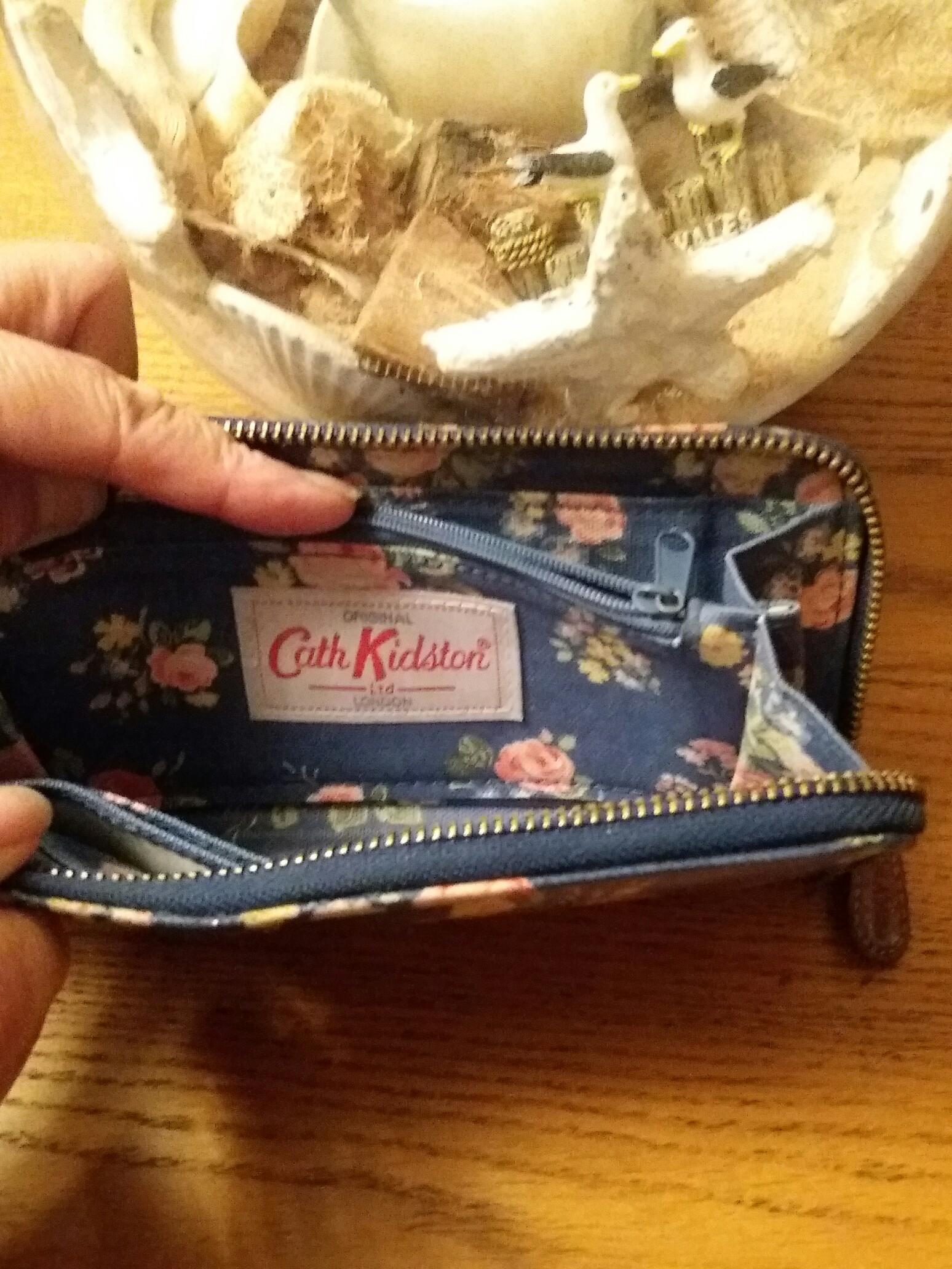 purse in B69 Tividale für 8,00 £ zum Verkauf | Shpock DE