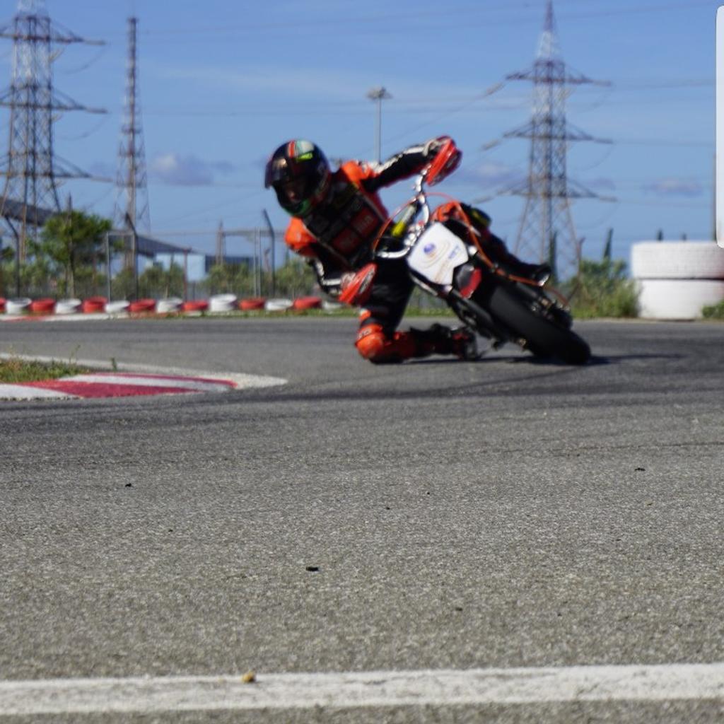 Pit bike roxon bullet in 00053 Civitavecchia für € 600,00 zum Verkauf ...