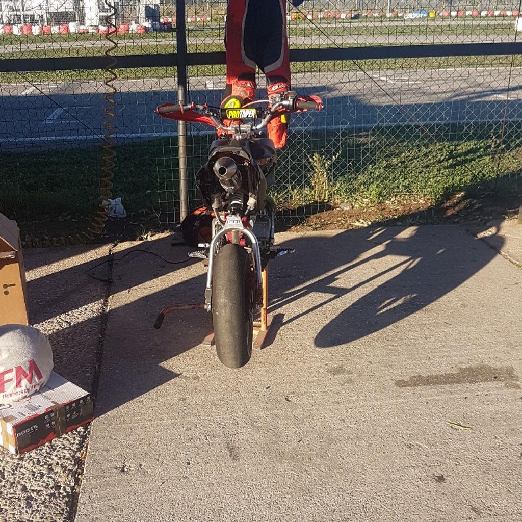 Pit bike roxon bullet in 00053 Civitavecchia für € 600,00 zum Verkauf ...