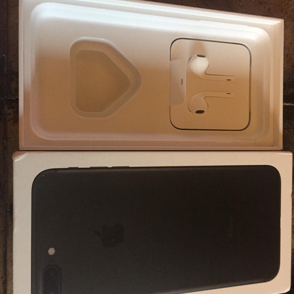 IPhone 7 Plus Box With Headphones in WA4 Warrington für 10,00 £ zum ...