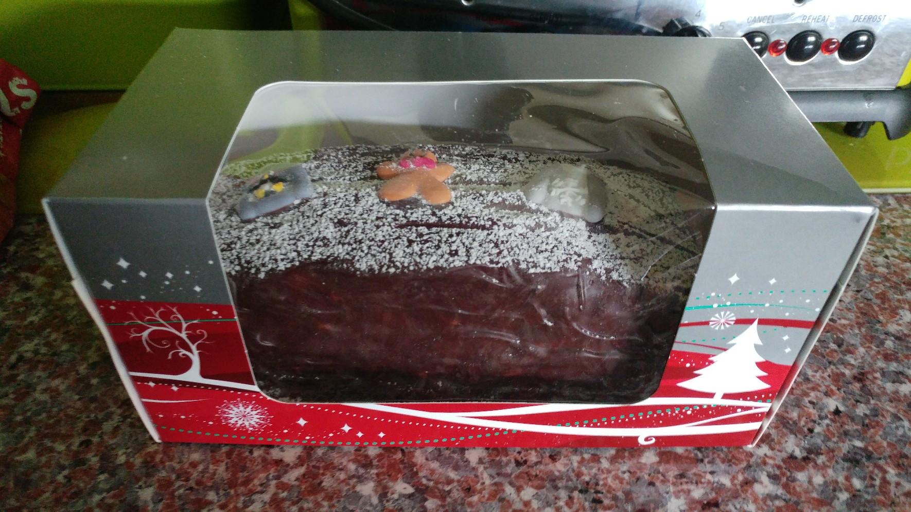 Fruit log cakes in PL2 Plymouth für £ 10,00 zum Verkauf | Shpock AT