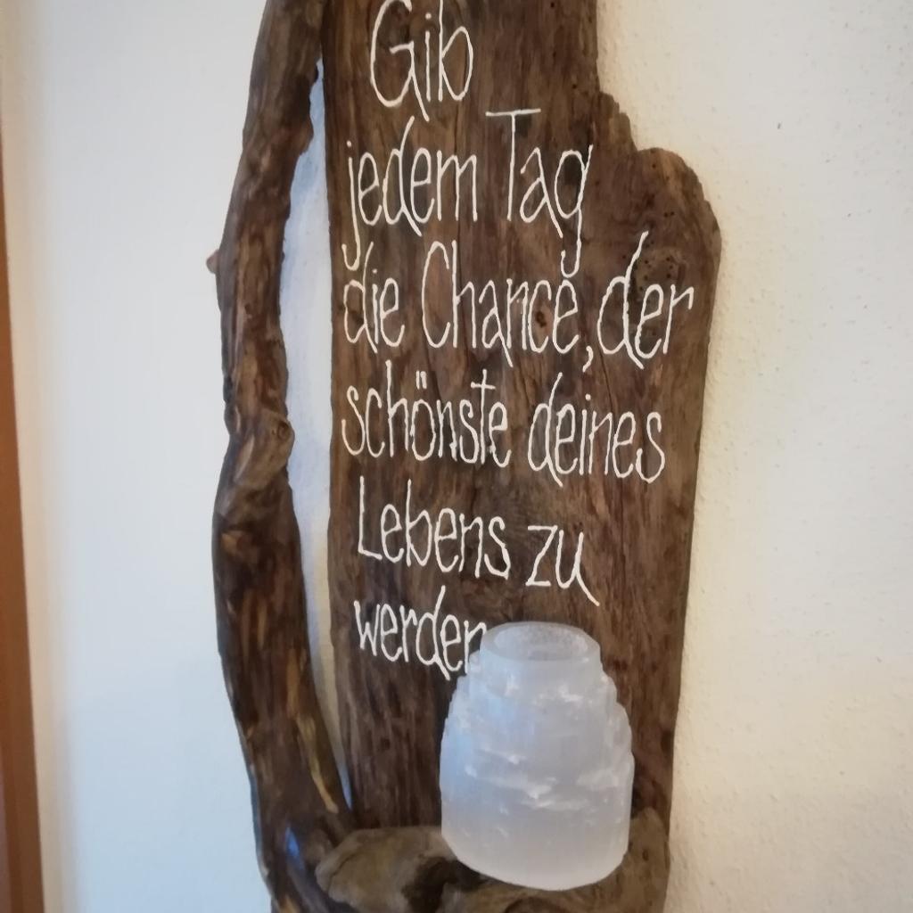 Altholz mit Treibholz mit Spruch in 6342 Niederndorf bei Kufstein für € ...