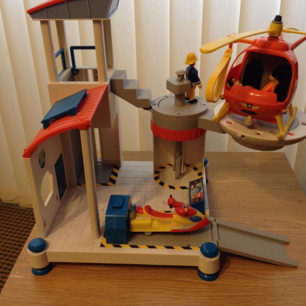 Fireman Sam emergency centre in B77 Tamworth for £5.00 for sale | Shpock