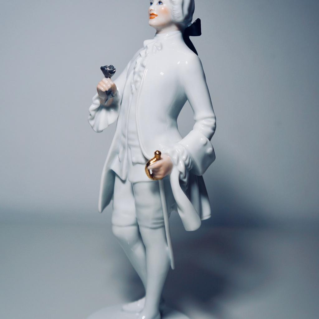 Art Déco Augarten Porzellan Rosenkavalier in 1190 Wien für € 189,00 zum ...