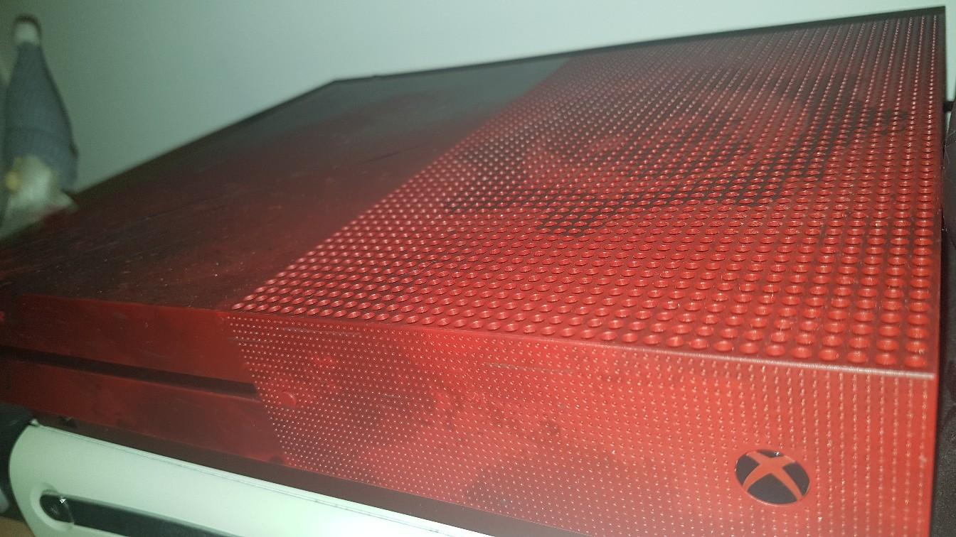 Xbox One S 2TB Limited Gears of War Edition in 04416 Leipzig for €249. ...
