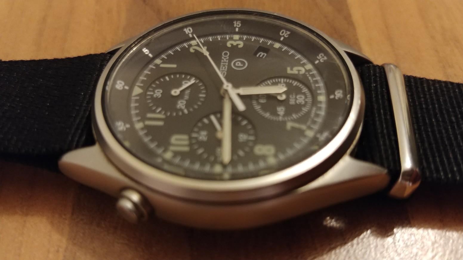 Seiko 7T27 - 7A20 MoD Gen 2 RAF Cronograph in MK2 Stratford für 300,00 ...