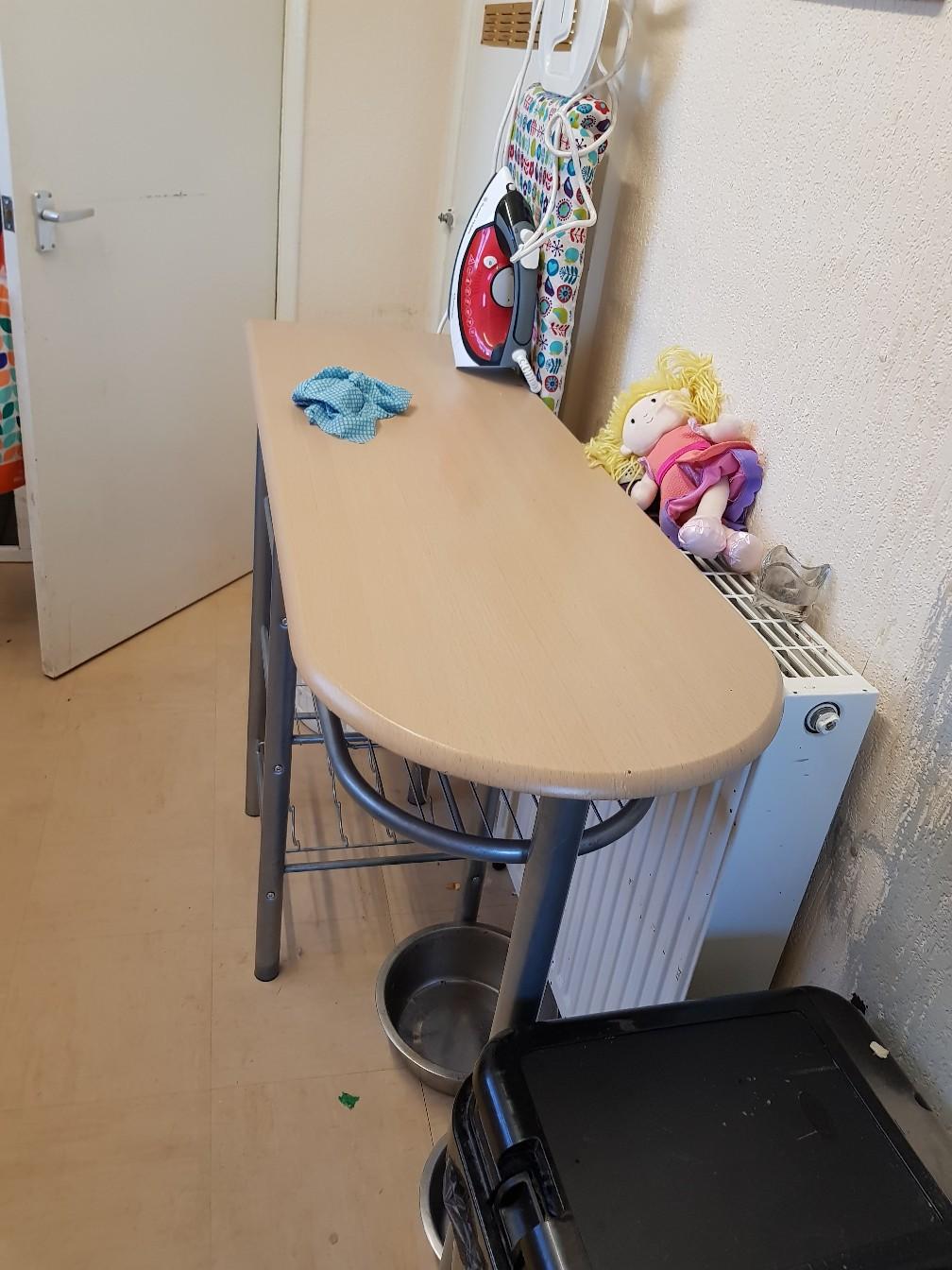 Free standing Kitchen side table in B71 Sandwell for £20.00 for sale ...