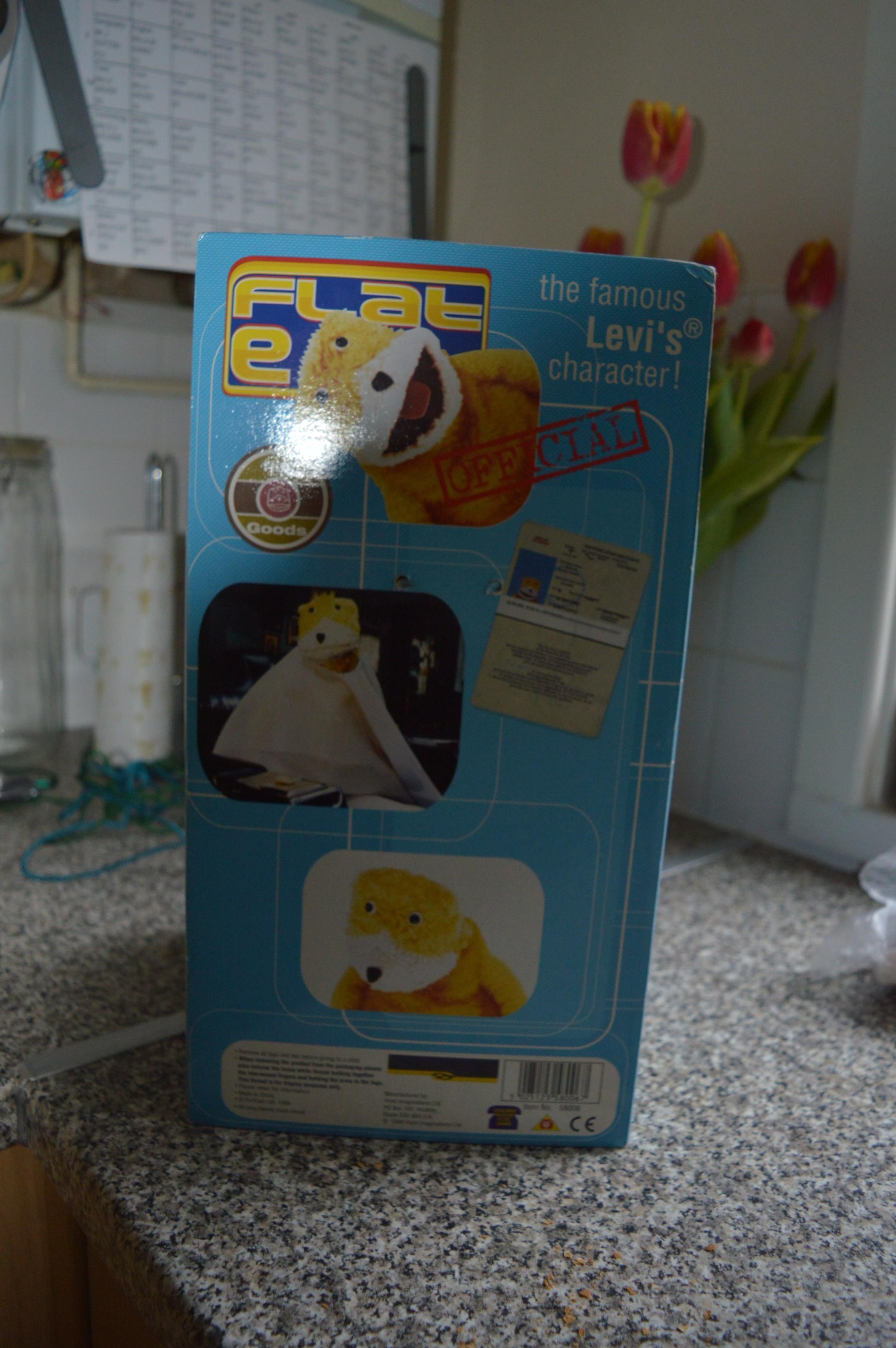 FLAT ERIC. MR OIZO. BOXED. LEVIS AD. 24 INCH in TN8 Sevenoaks für 55,00 ...