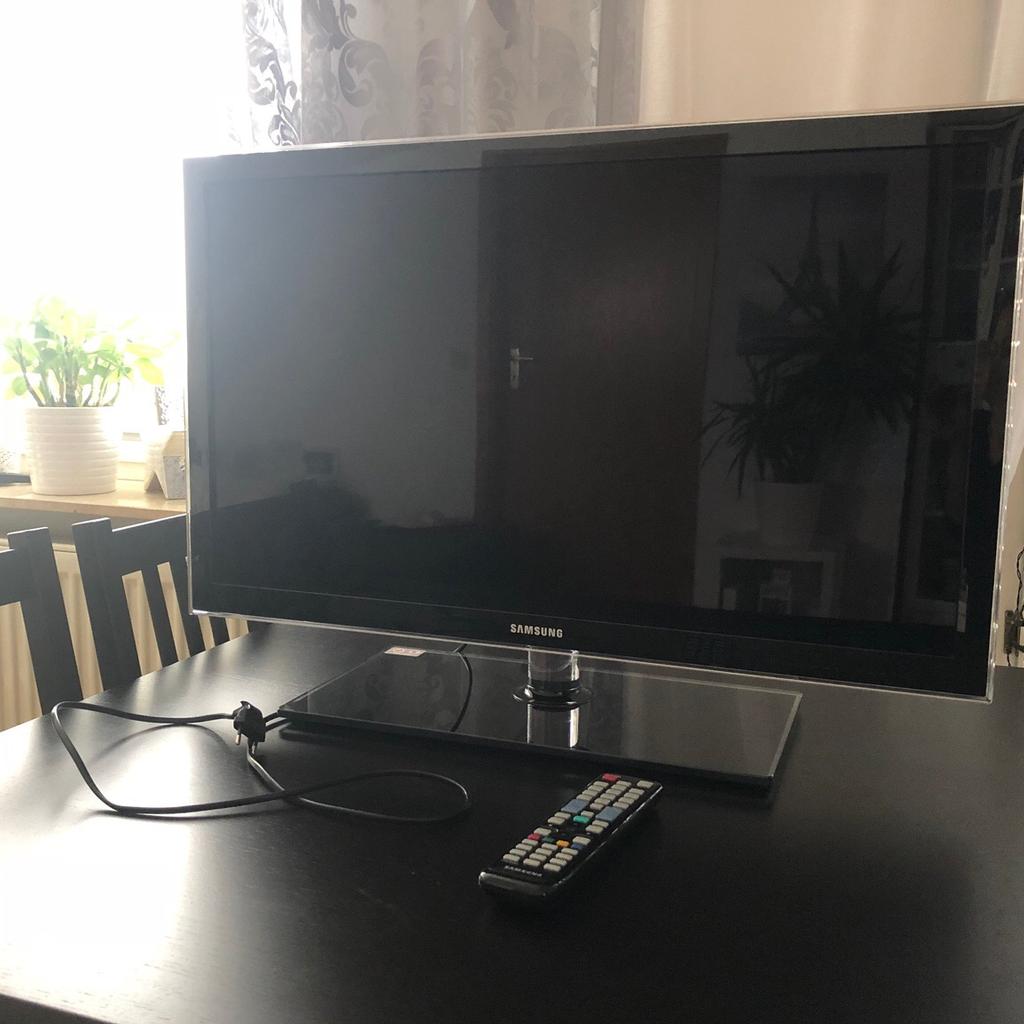 SAMSUNG UE32D5000 in 71364 Winnenden für € 140,00 zum Verkauf | Shpock AT