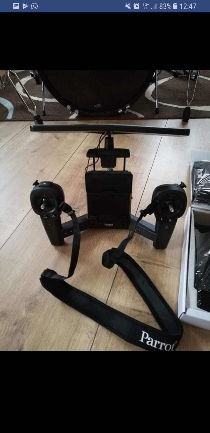 Drohne Parrot Bebop 2 + Skycontroller in 6020 Innsbruck für 300,00 € zum Verkauf | Shpock DE