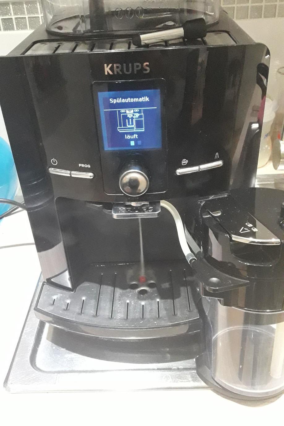 KRUPS EA829 Vollautomat kaffe maschine in 68305 Mannheim für 185,00 € zum Verkauf | Shpock DE