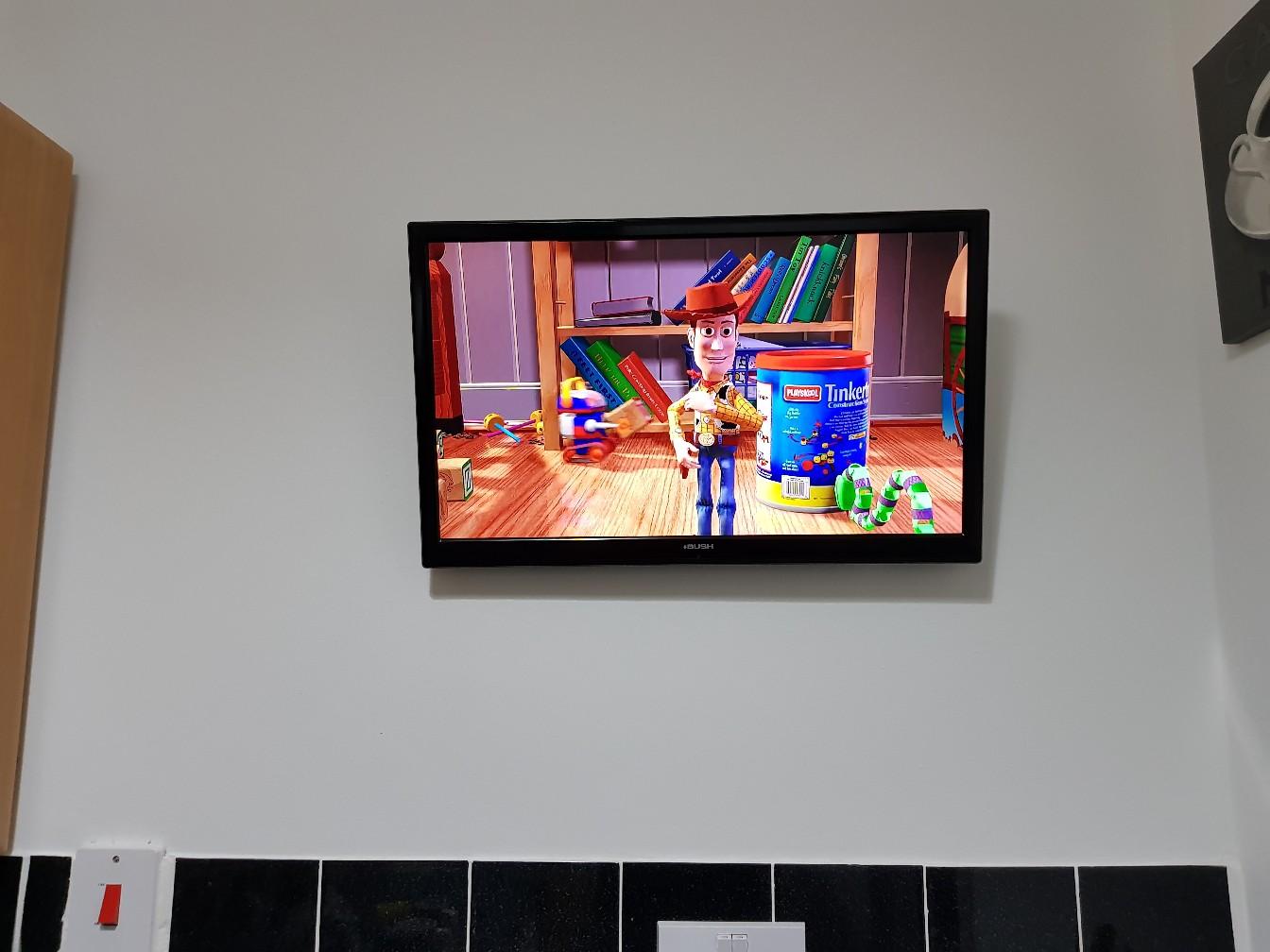 24" Bush TV / DVD. Freeview & Media player in WV14 Wolverhampton for £ ...