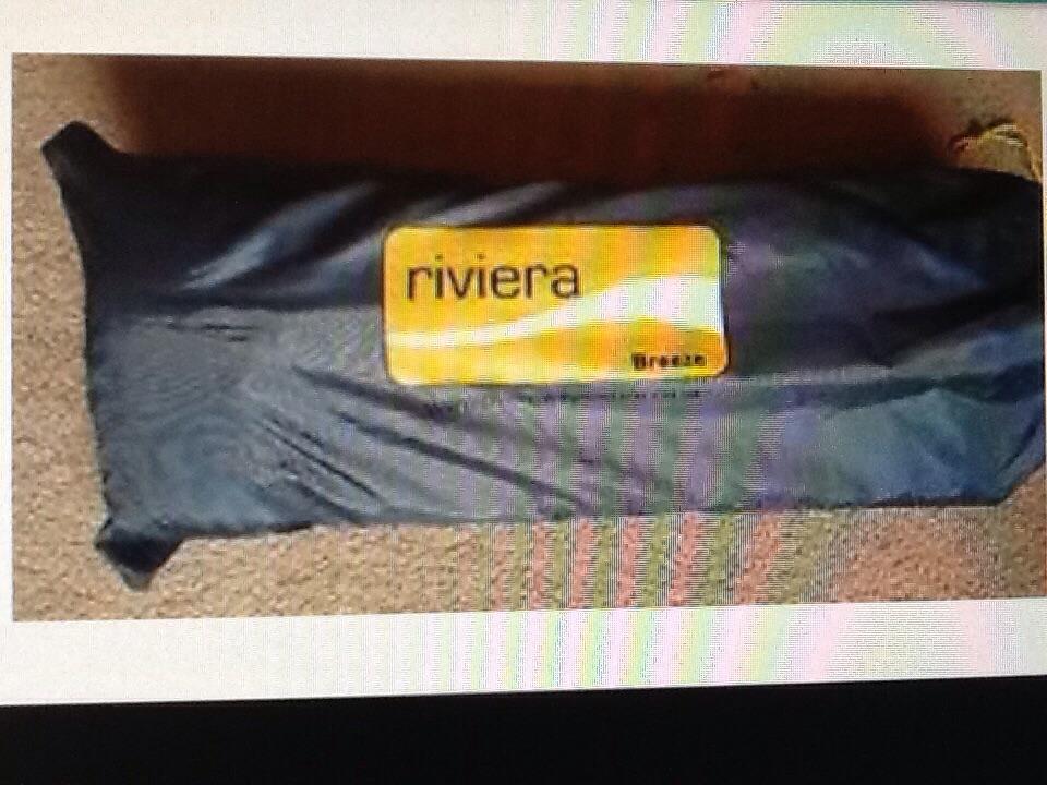 Riviera Breeze Windbreak in EX17 Devon for £30.00 for sale | Shpock