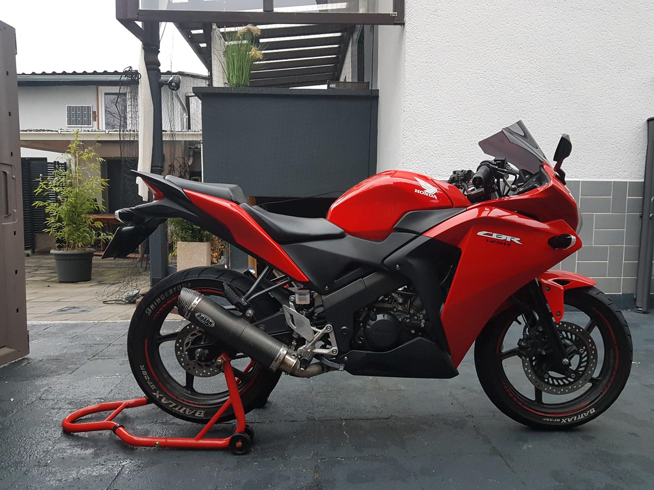 Honda CBR 125r JC50 | Viele Extras! in 35463 Fernwald für 2.400,00 € zum Verkauf | Shpock DE