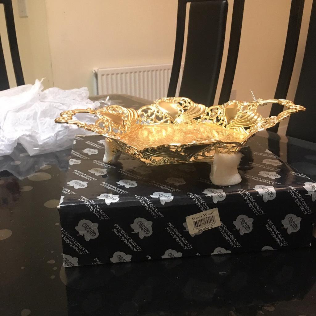 Plate in W13 Ealing für £ 20,00 zum Verkauf | Shpock AT