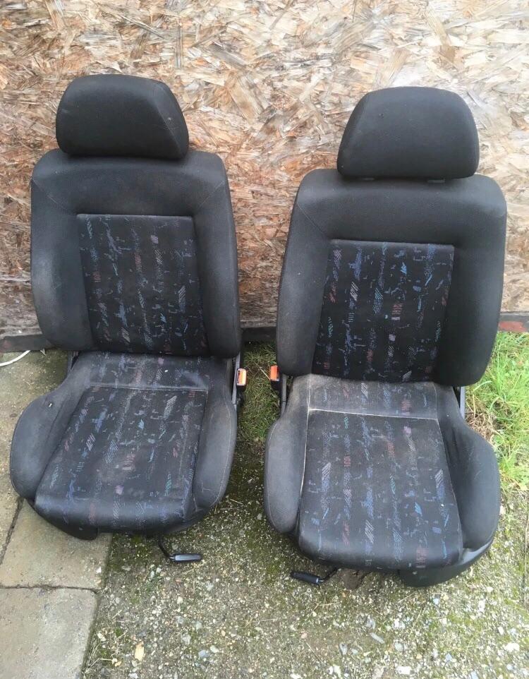 Golf mk3 gti seats with door cards in N1 Islington für 50,00 £ zum ...