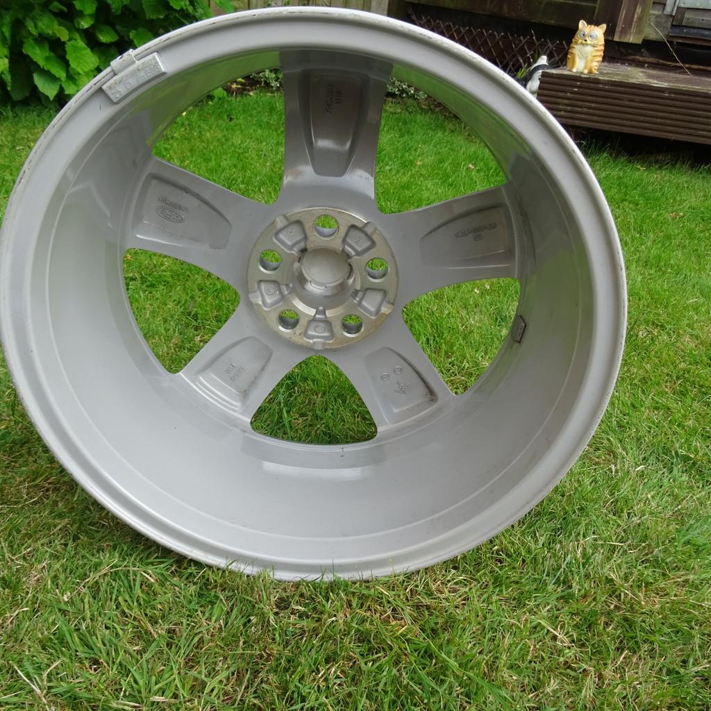 Ford 17 inch Alloy Wheel - Genuine Ford S-Max in ME10 Swale für 48,00 ...