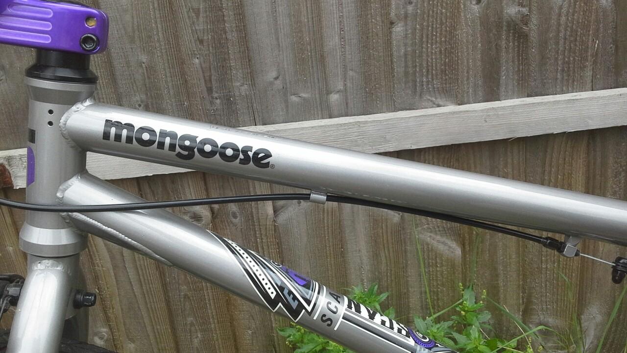 Mongoose BMX 20" in E10 London Borough of Waltham Forest für 100,00 ...