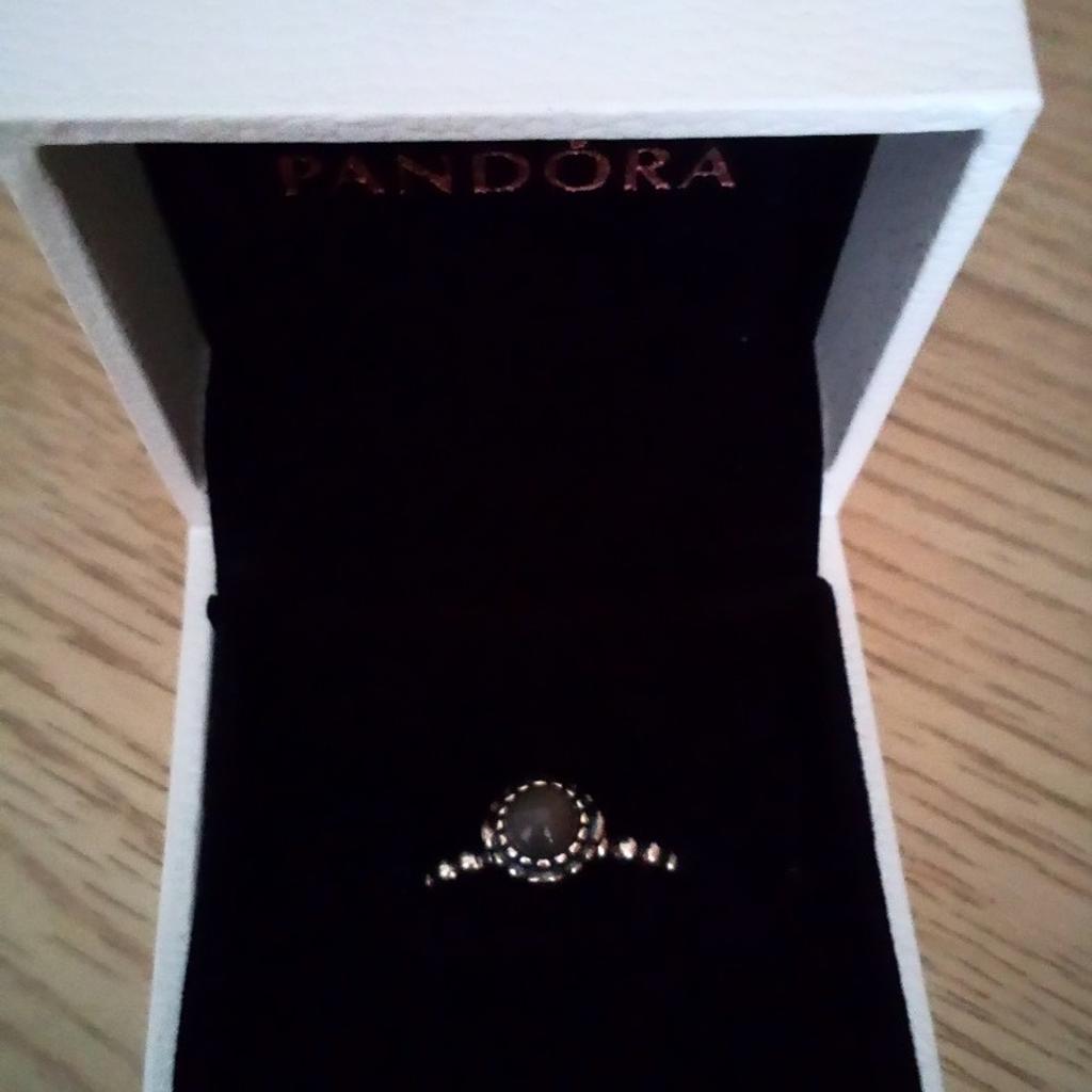 Pandora june birth ring in NP12 Fforest für £ 25,00 zum Verkauf | Shpock AT