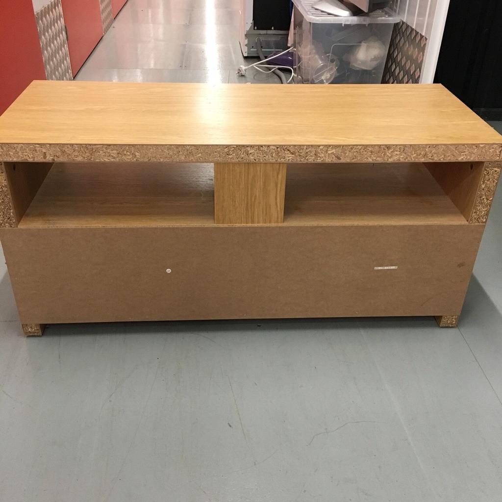Tv unit and occasional tables in CV10 Bedworth für 50,00 £ zum Verkauf ...