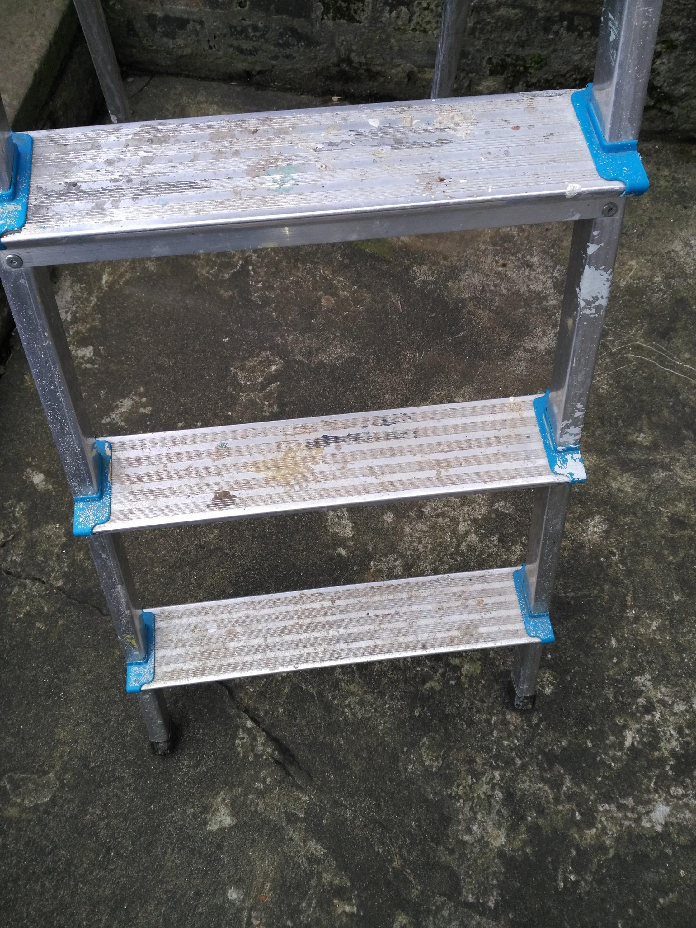 Beldray 3-Tread Aluminium Step Ladder in E8 Hackney for £12.00 for sale ...