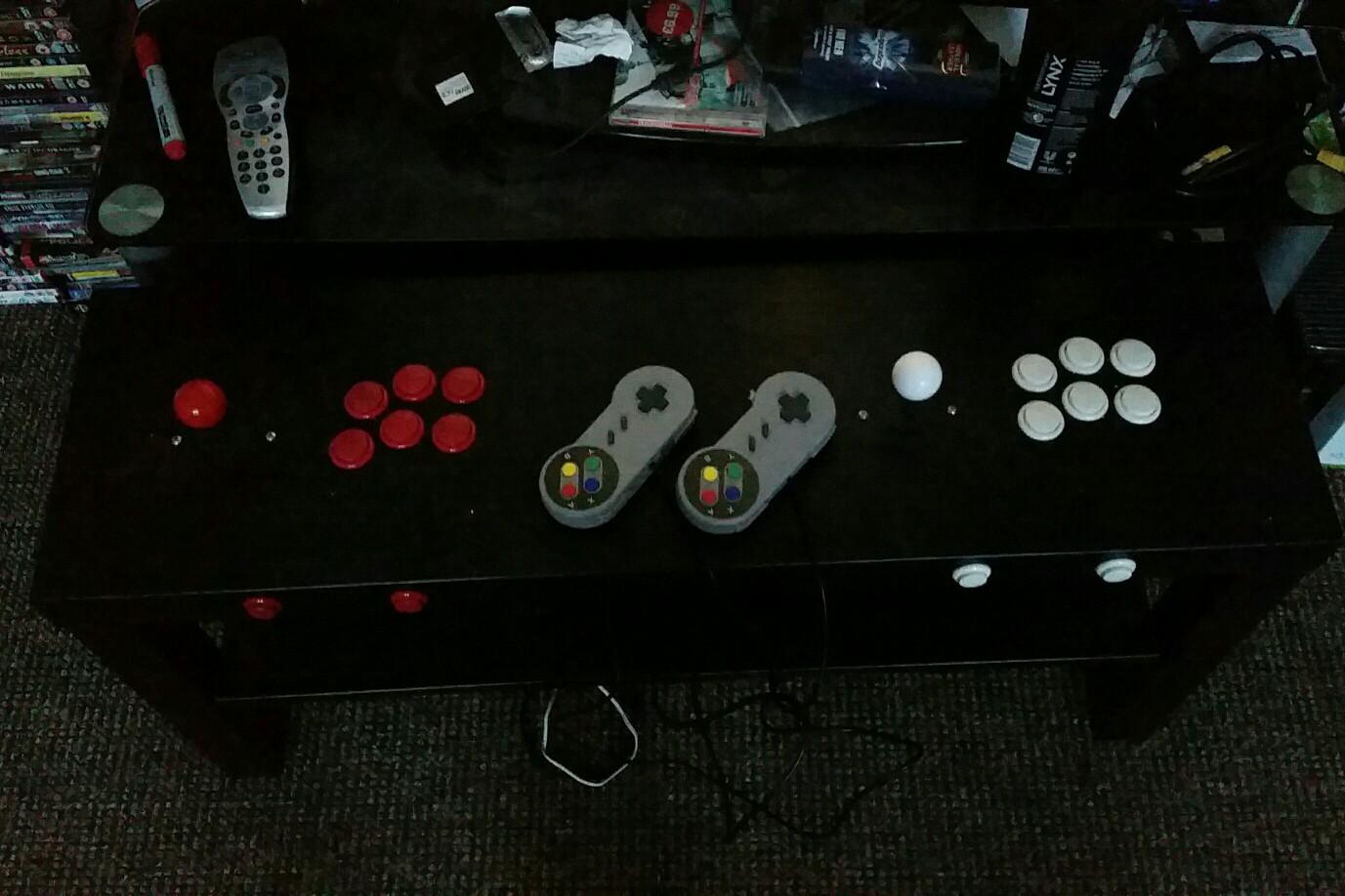 Retro gaming table . Snes . Mega drive in WF17 Kirklees für 120,00 ...