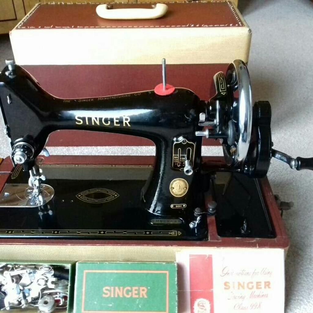 Vintage singer sowing machine in for £30.00 for sale | Shpock
