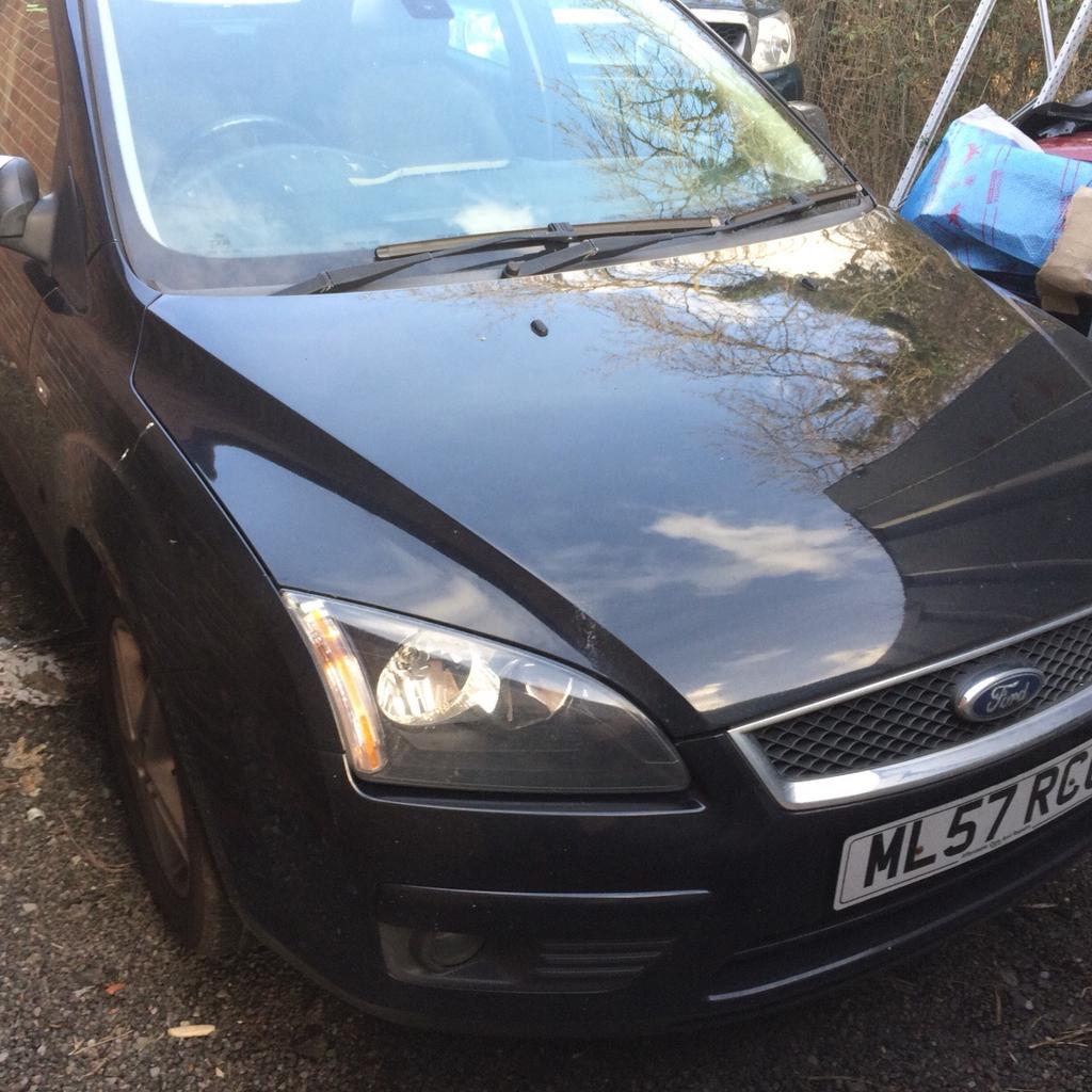 Ford Focus titanium 1.6 breaking in Toddington für 1,00 £ zum Verkauf ...