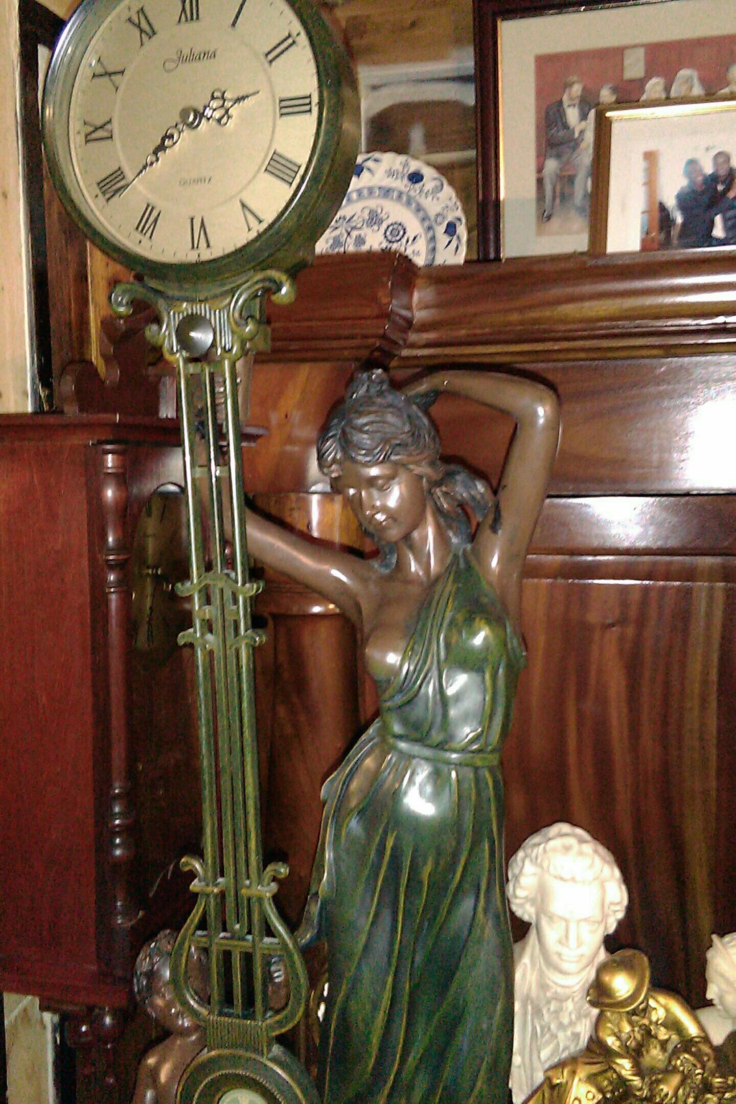 VINTAGE JULIANA PENDULUM CLOCK in B67 Sandwell for £110.00 for sale ...