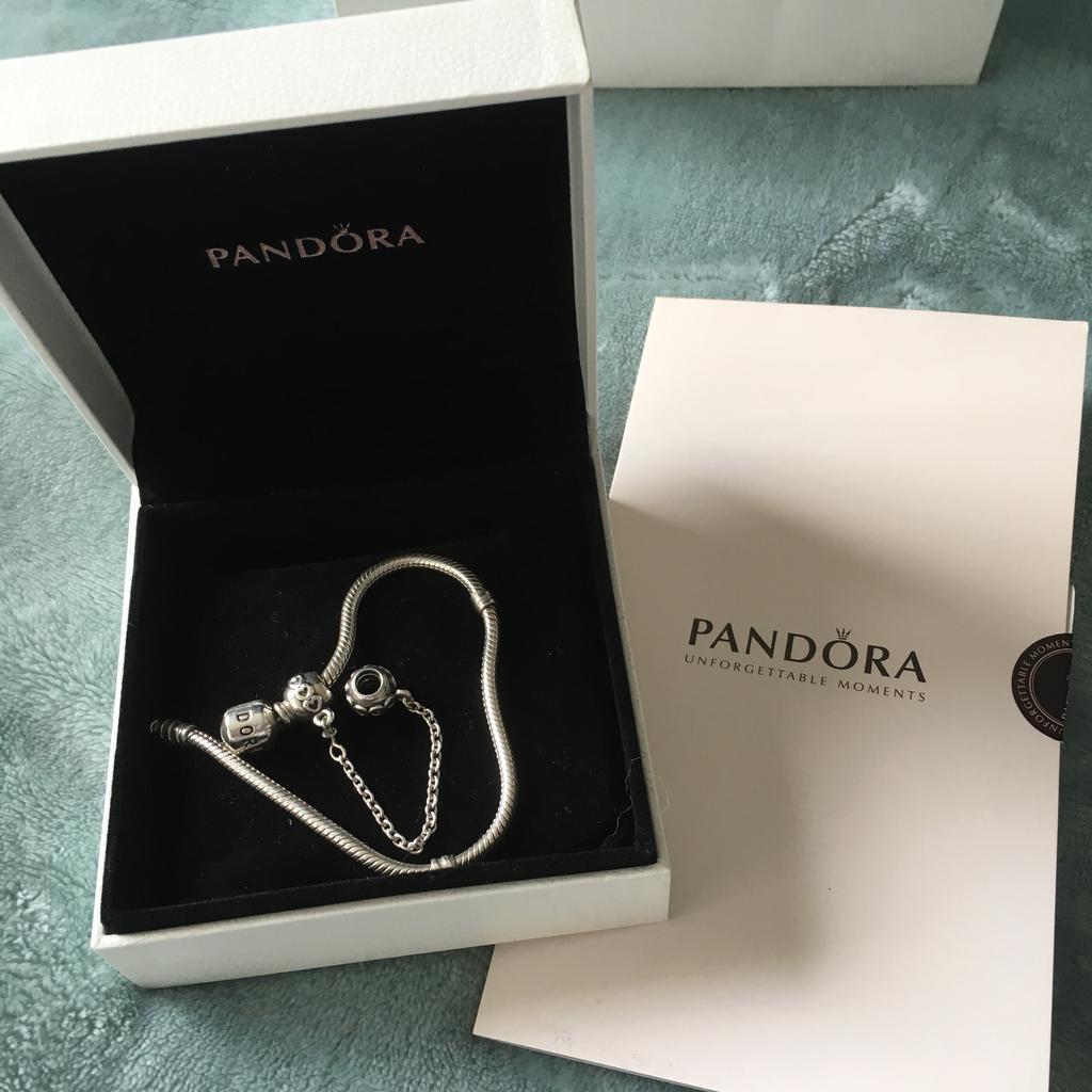 Pandora Collection in SE19 Croydon für £ 40,00 zum Verkauf | Shpock AT