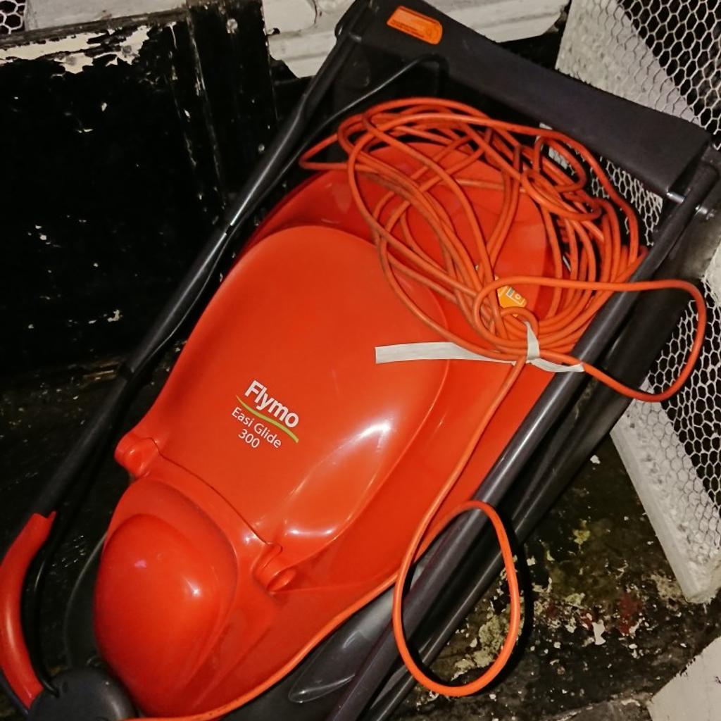 Flymo lawn mower in Dacorum für 45,00 £ zum Verkauf | Shpock DE