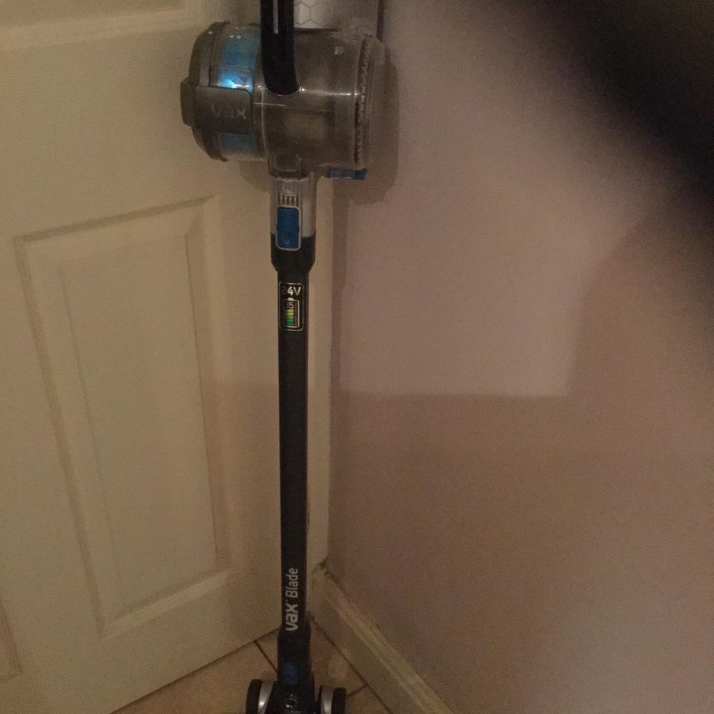 Cordless Vax Blade 24V Hoover in S40 North East Derbyshire für 85,00 ...