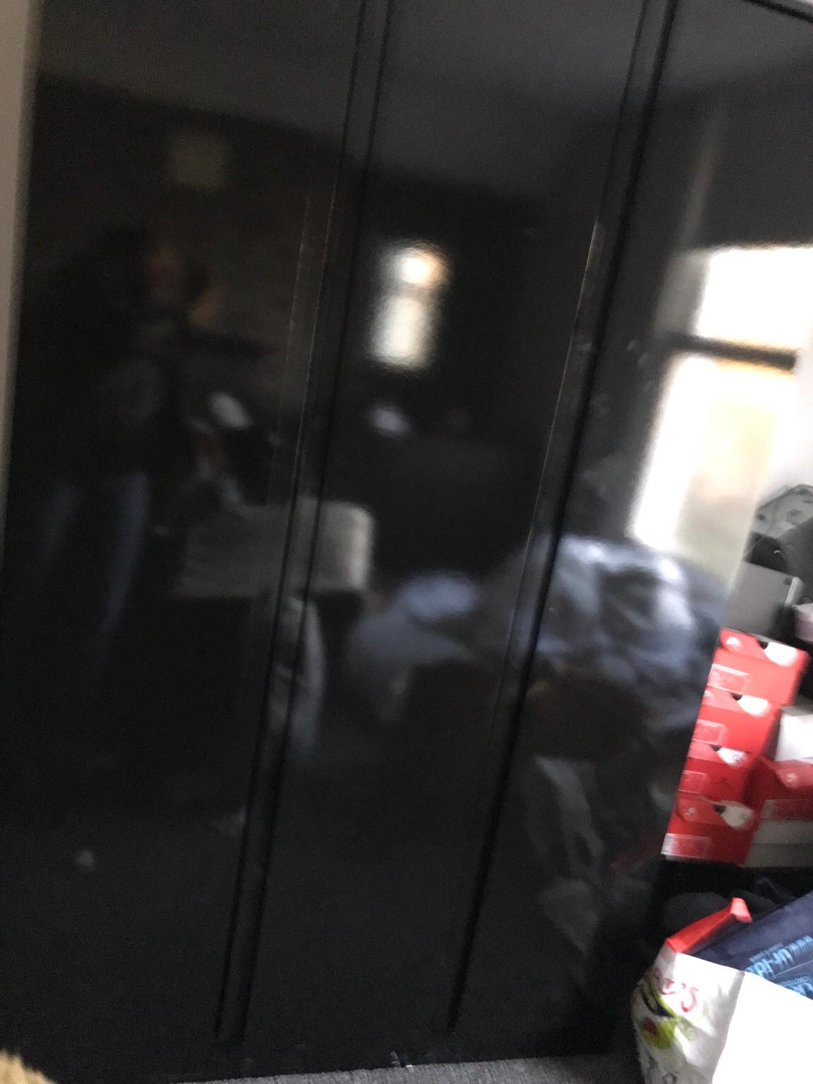 Gloss black 3 door wardrobe in SE6 Lewisham for £50.00 for sale | Shpock