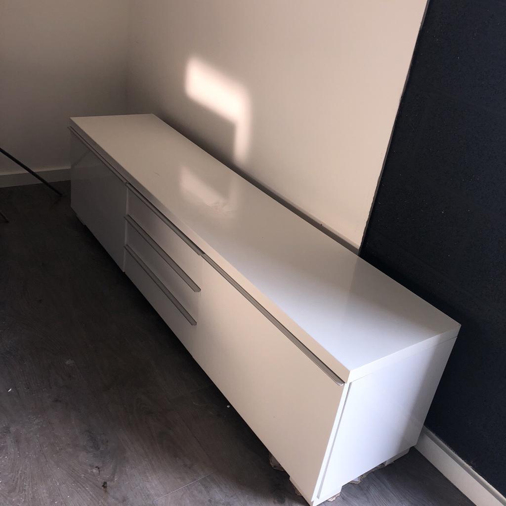 Ikea BESTÅ BURS gloss white TV unit in B67 Sandwell für 85,00 £ zum Verkauf | Shpock DE