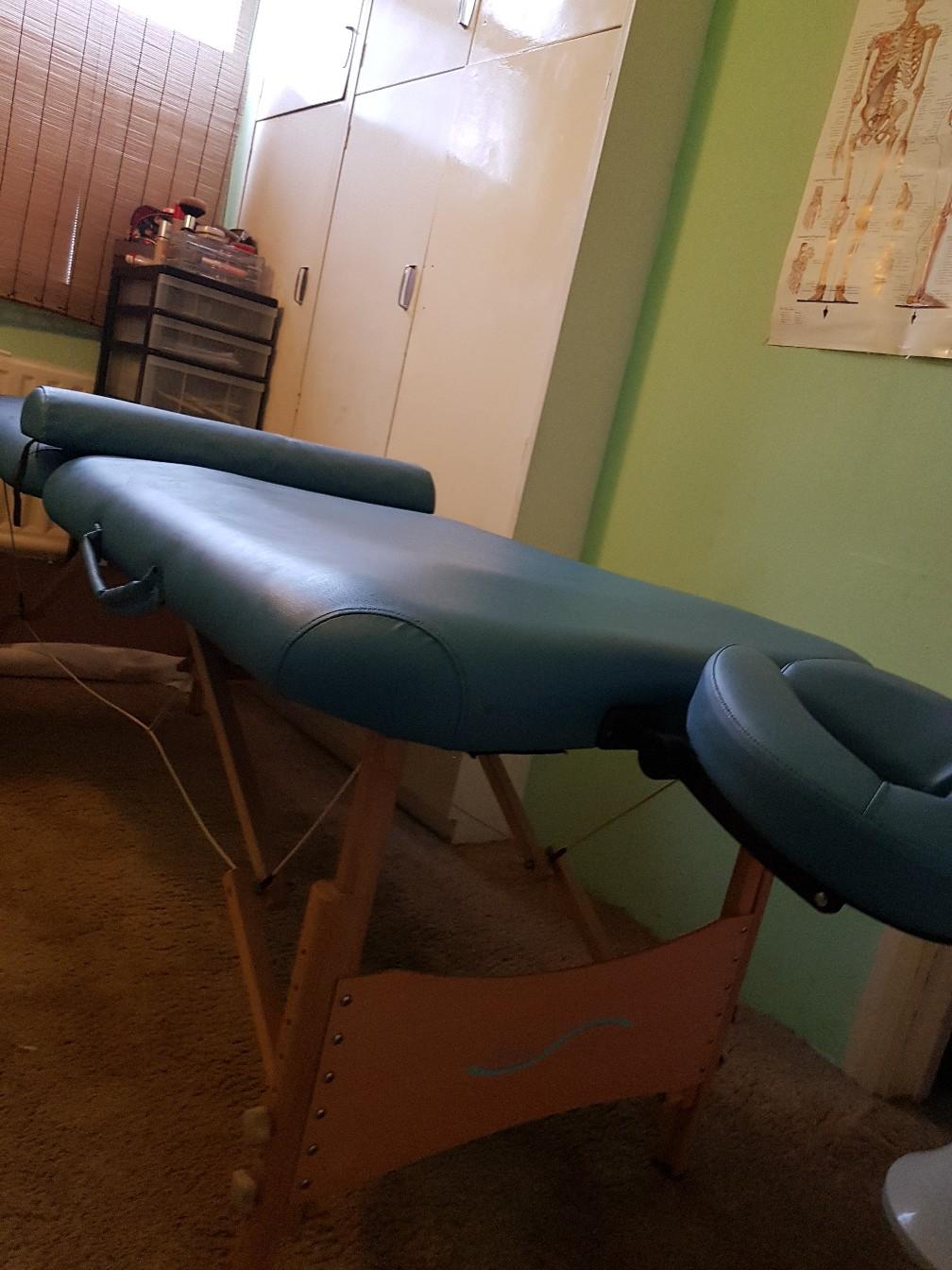 Supalite Massage Table Colour Sky Blue in W11 Chelsea for £35.00 for ...