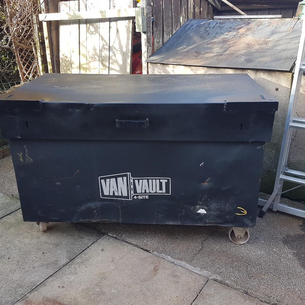 Van vault 4 site in DE12 Derbyshire für £ 120,00 zum Verkauf | Shpock AT