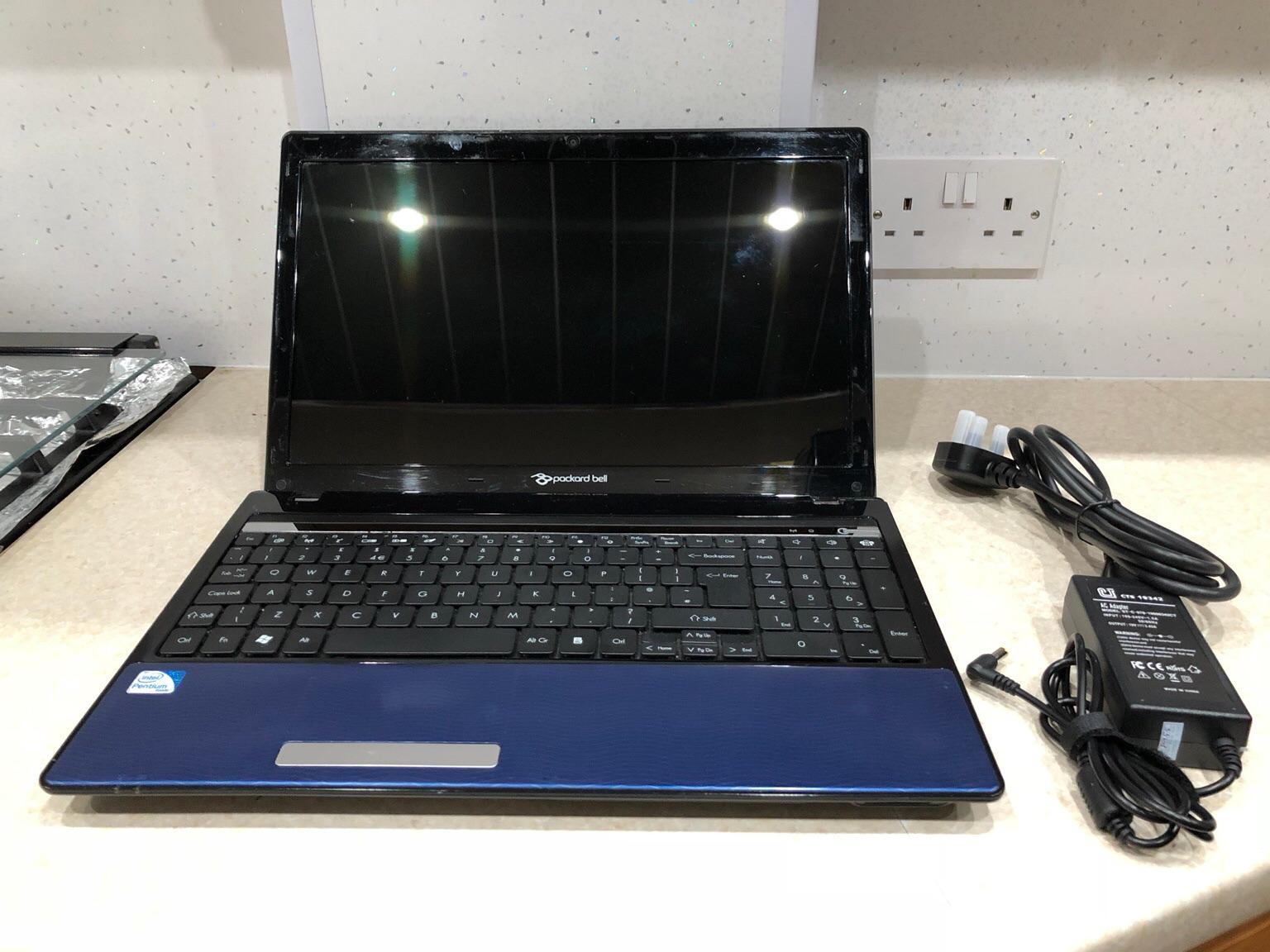 packard bell New90 Laptop with charger in Calderdale for £90.00 for ...