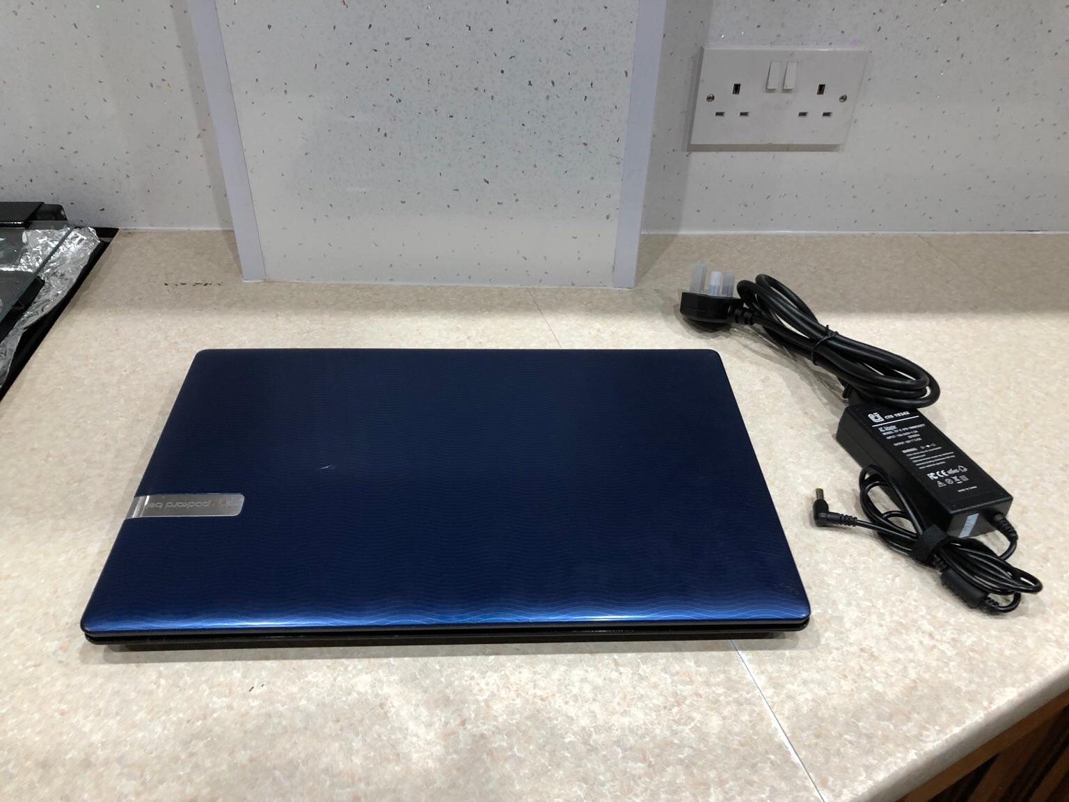 packard bell New90 Laptop with charger in Calderdale for £90.00 for ...